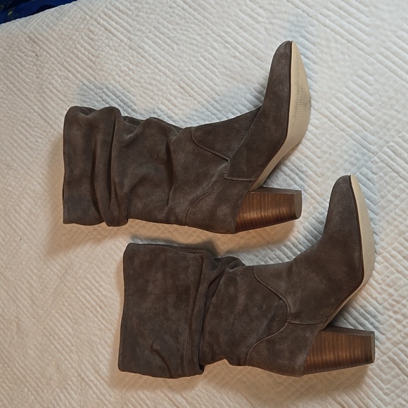 Franco Fortini | Shoes | Franco Fortini Leigh Tan Suede Heeled Slouch ...